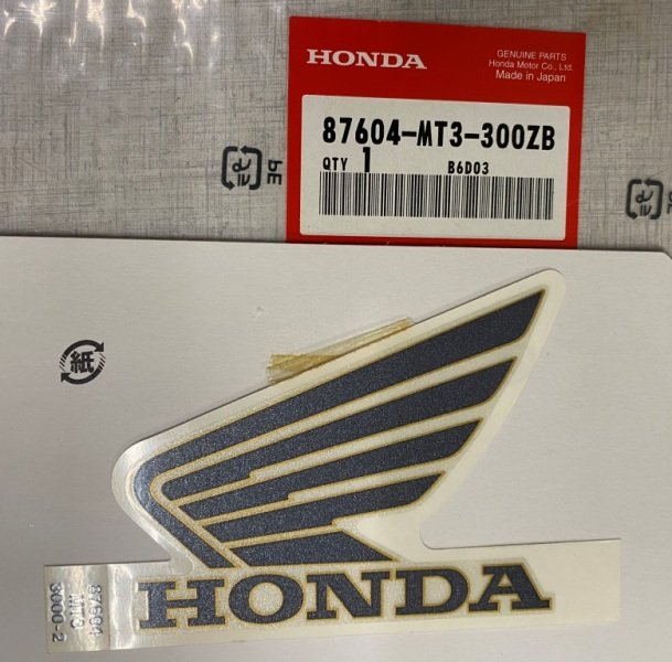 Honda vinge venstre staffering ST1100 til benzintank - Honda - KB Motorservice A/S